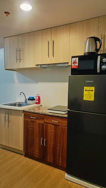 D' Affordable Pine Suites Tagaytay Staycation - Tagaytay