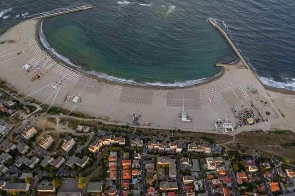 Baby Friendly 3-bedrooms House By The Sea - Constanța