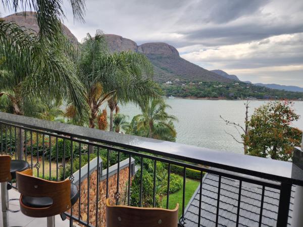 Bondmakers At Kosmos - Hartbeespoort