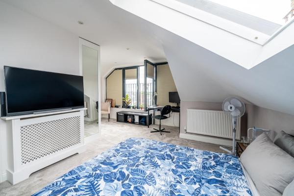 1 Bed Flat 2 Mins Walk To Marylebone Station - Londra