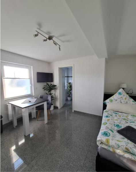 Messe Und Bundeswehr Apartment - Cologne