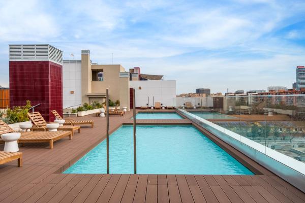 Diagonal Mar Oasis With Pool And Parking - Badalona