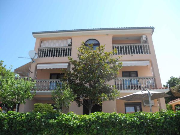 Apartments In Crikvenica 41042 - Crikvenica