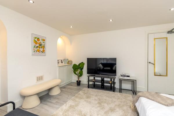 Luxury Studio With Free Parking - Nottingham