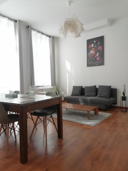 Claude's Apartment - European Quarter -