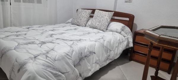 Habitacion Matrimonio A 100 M De La Playa De Poniente - Benidorm