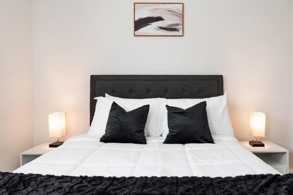Affordable Private Room 1 - Shared - Park Manor - Chicago