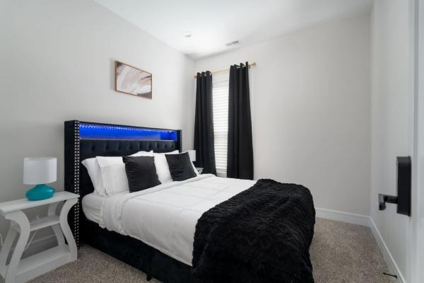 Affordable Private Room 2 - Shared - Beverly - Chicago