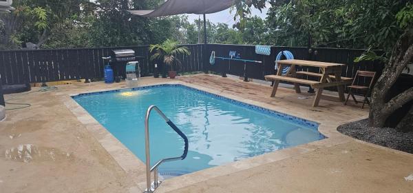 Jett Room - Ferdie's Place - Jamaica