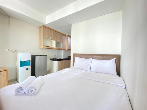 Stylish & Comfy Studio At Dago Suites Apartment By Travelio - Bandung