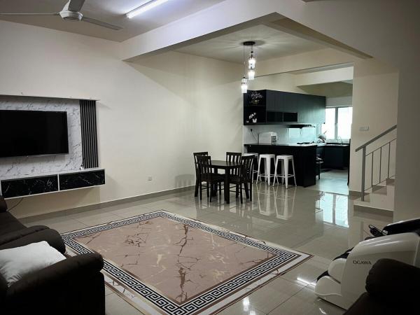 Homestay Adyana - Raub