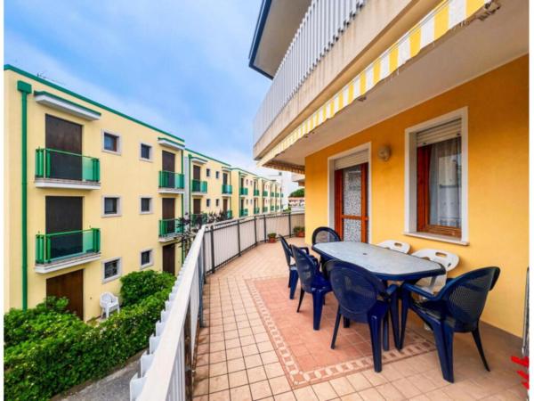 Modern Apartment With A Spacious Terrace - Bibione Pineda