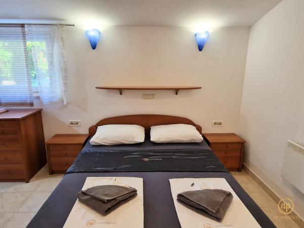 Xxl Riverside Apartment - Pet Friendly - Strunjan
