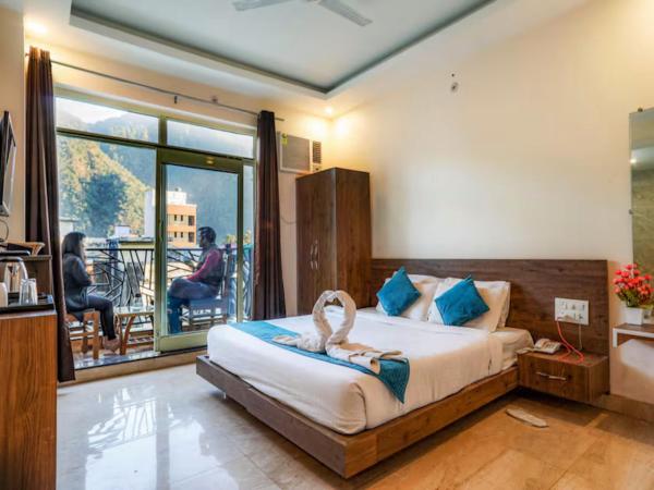 La Riqueza Pride Inn # Top Selling # Award Winning Hotel # Mountain View Rooms # Close To Lakshman Jhula & Ganga Ghat # Parking On Site - Uttarakhand