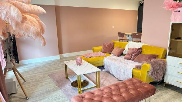 The Pink Perfect Place - Dartford