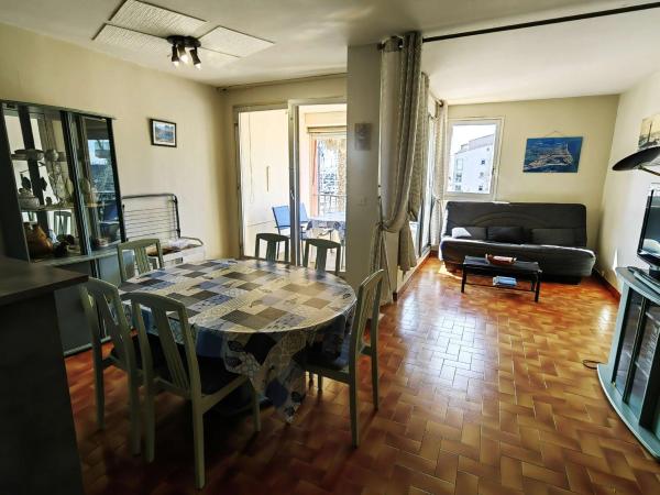 Spacieux T3 Avec Piscine Et Parking Près Du Port - Fr-1-607-10 - Agde