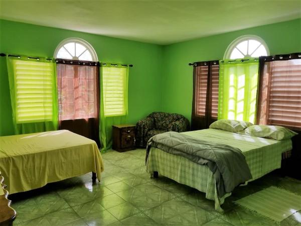 Maranatha Close - Montego Bay