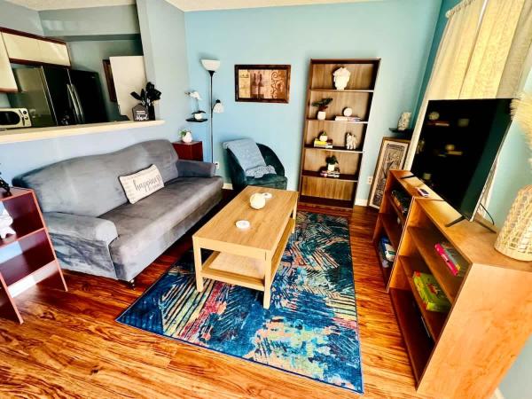 Vet School - Pools Full Kitchen Queen Bed - Auburn