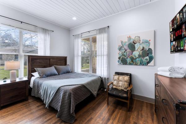 Near River Downtown Boerne Walkable Games - Boerne
