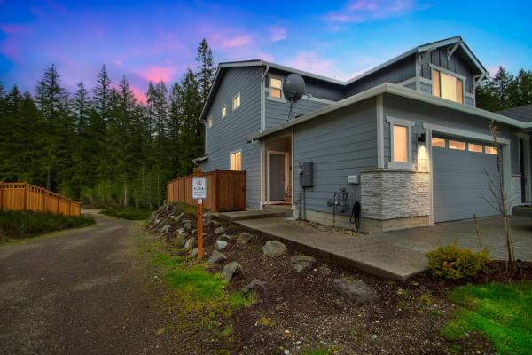 Cozy Private 1br Suite With Trails And Views, Port Orchard - Port Orchard, WA
