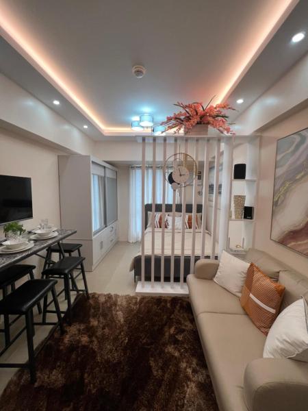 Stylish And Homely Condo Unit In Avida Riala Tower 3 - Cebu City