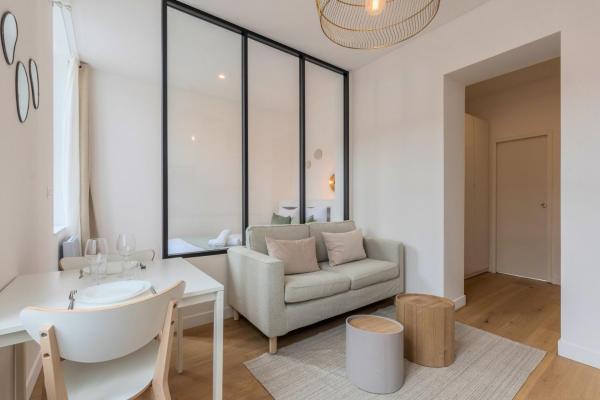 Grand Studio Rénové, Proche Tram - Mouscron