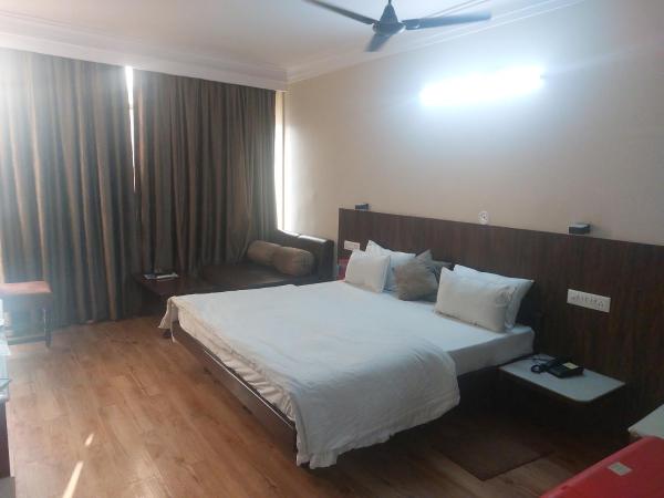 Hotel Shikhar Palace - Dżabalpur