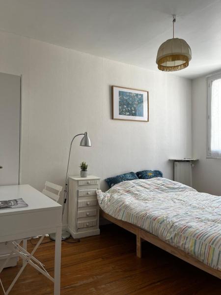 Bright Bedroom 15 Min To Paris Center With 5 Mins Walk To Metro Railway Rer B - Antony