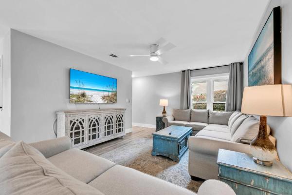 Magnolia Village Condo Unit 506 Is A Beautiful 2 Bed 2 Bath Condo Located In Sandestin Golf And Beach Resort - Miramar Beach, FL