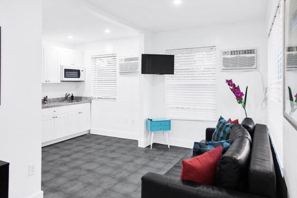 Miami Designer Apartment Unit 4 - Miami, FL