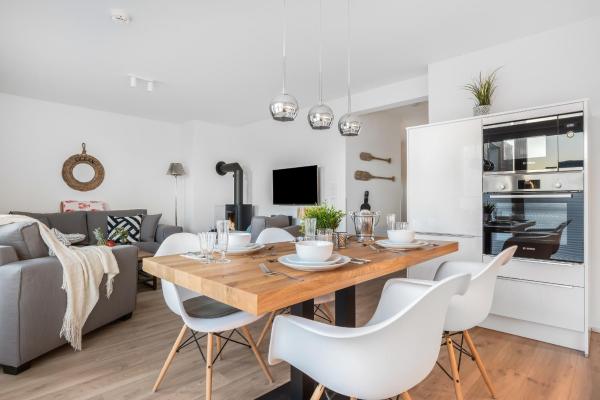 New Port Lounge - Eg, Hafenblick, Terrasse - Olpenitz