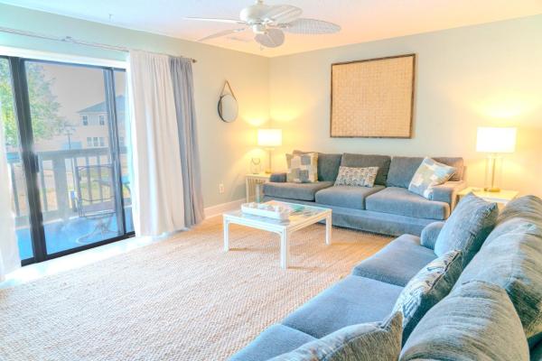 Beautifully Updated 1 Bedroom Condo-golf Colony 19-d-only 2 Miles To The Beach! - Surfside Beach, SC