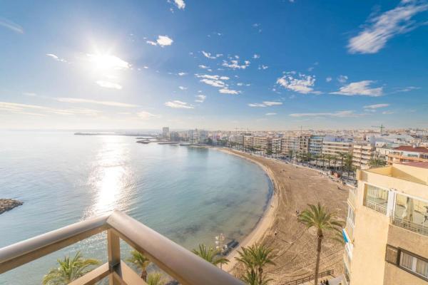 Frontline Apartment Sea Views - Pool - Center - Torrevieja