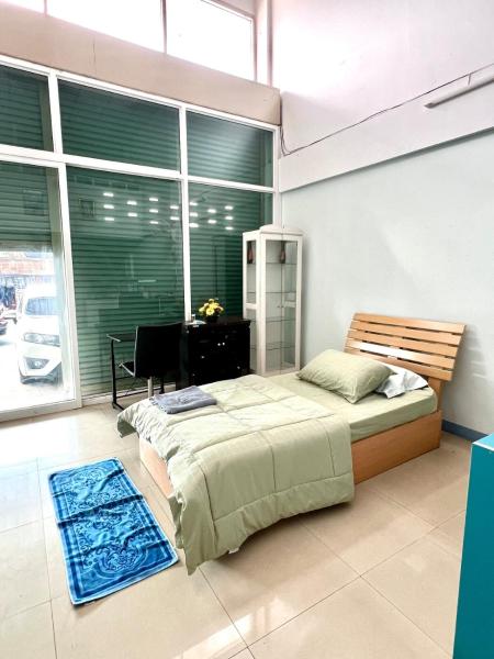 Firstfloordomea - Bang Khen