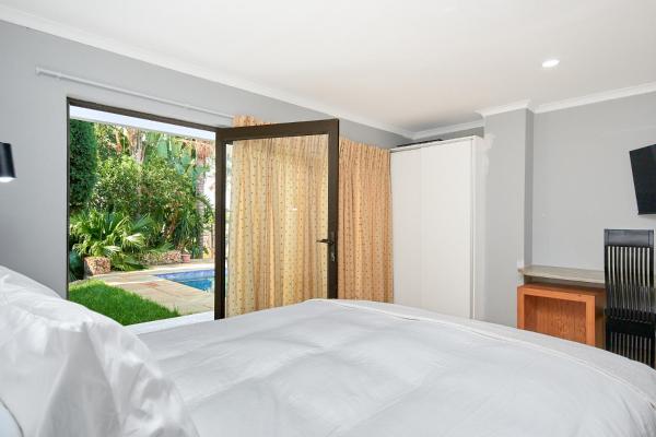 Private, Cosy And Stylish Stay At Nest24 Evans Park - Johannesburg&nbsp;South