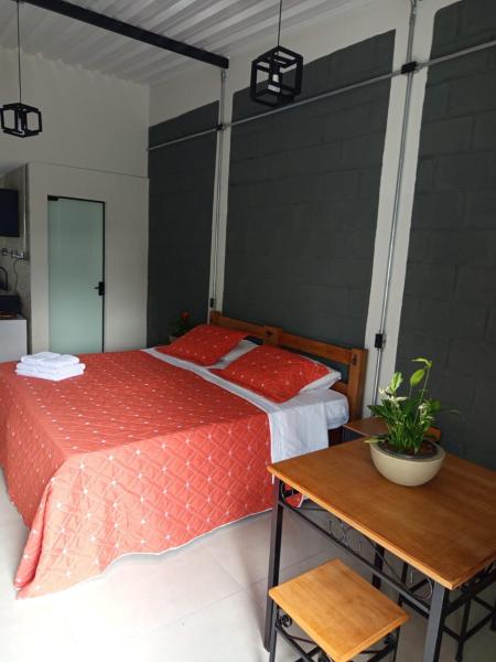 Flat 1 - Jardim Serrano - Casal Wi-fi Estacionamento Smart Tv - Amparo