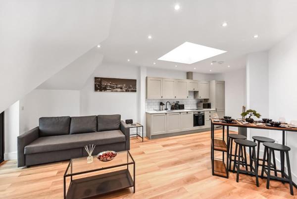 Jd Apartments 2 Br - London