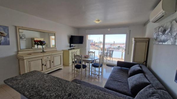 Cap Mestral Con Piscina Y Aire Acondicionando - Roses