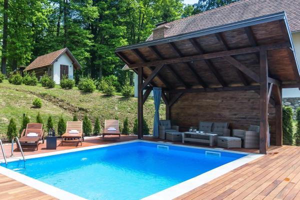 Holiday House Papuk - Slatina