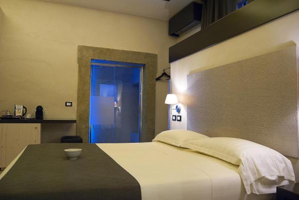 Campo De’ Fiori Prestige Rooms - Rome