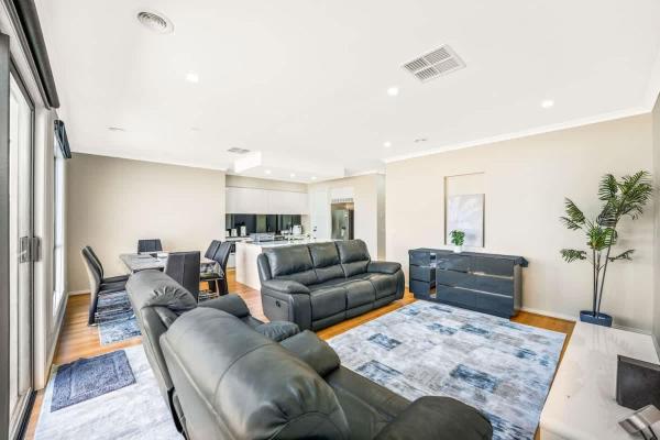 New Berwick Waters Family Estate In Clyde North - Koo Wee Rup