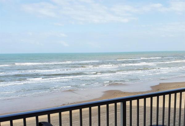 Inverness 502 - Beach Front Oasis! - South Padre Island