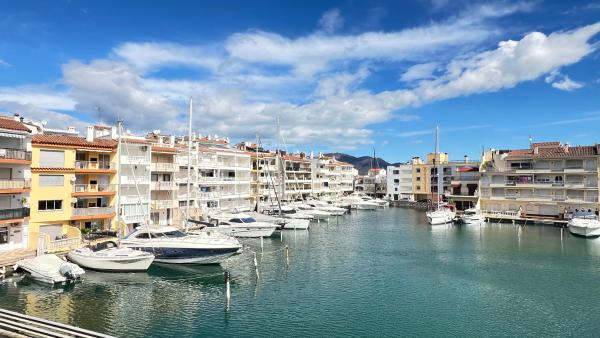 Apartamento B Frente Al Canal Con Terraza - Empuriabrava