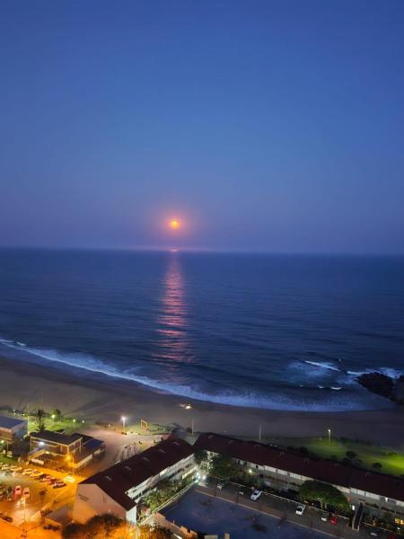 1703 On High Tide Amanzimtoti - Amanzimtoti