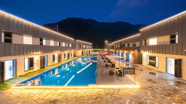 Gapyeong Orion Poolvilla Pension - South Korea