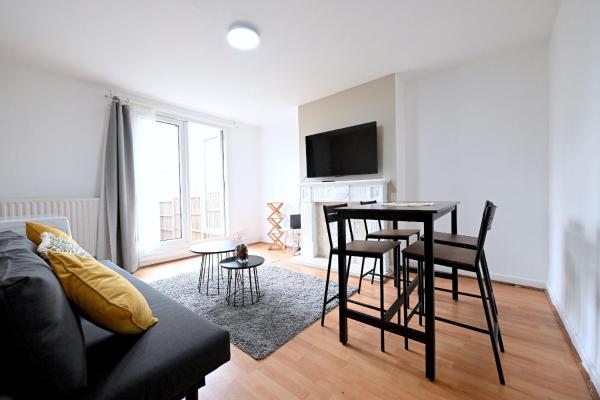 Stunning 2-bedroom Apartment - London