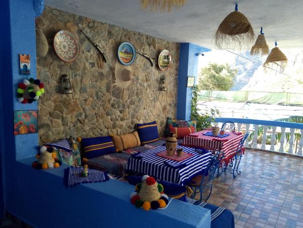 Blue House Town - Akchour