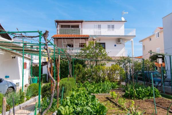 Apartments Neve - Vodice