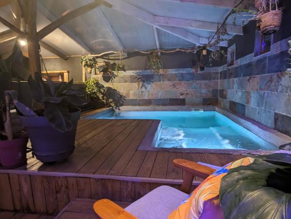 Insolite Bois Cailloux Avec Spa - Ardèche