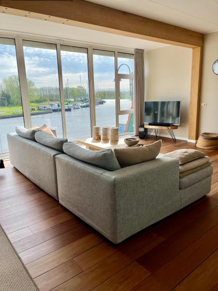 Sa-mar Stavoren - Uniek Appartement - Panoramisch Uitzicht Over De Haven - Friesland